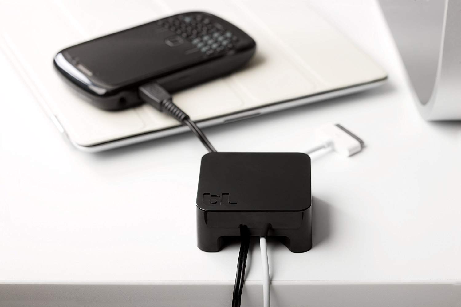 Blue Lounge Design SO-BL Sumo Cable Management System – BigaMart