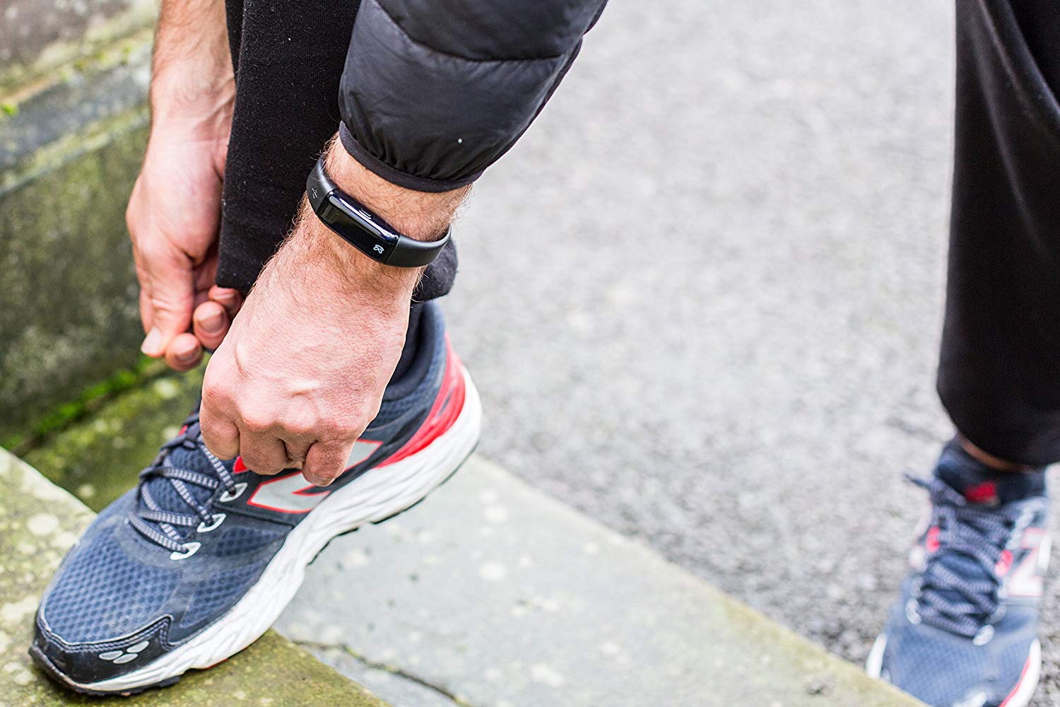 Kinetik Wellbeing Bluetooth Activity Tracker – BigaMart