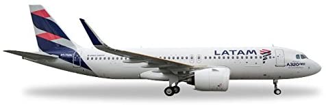 Herpa 558341 LATAM Airbus A320neo Aircraft Model Kit, Multi-Colour ...