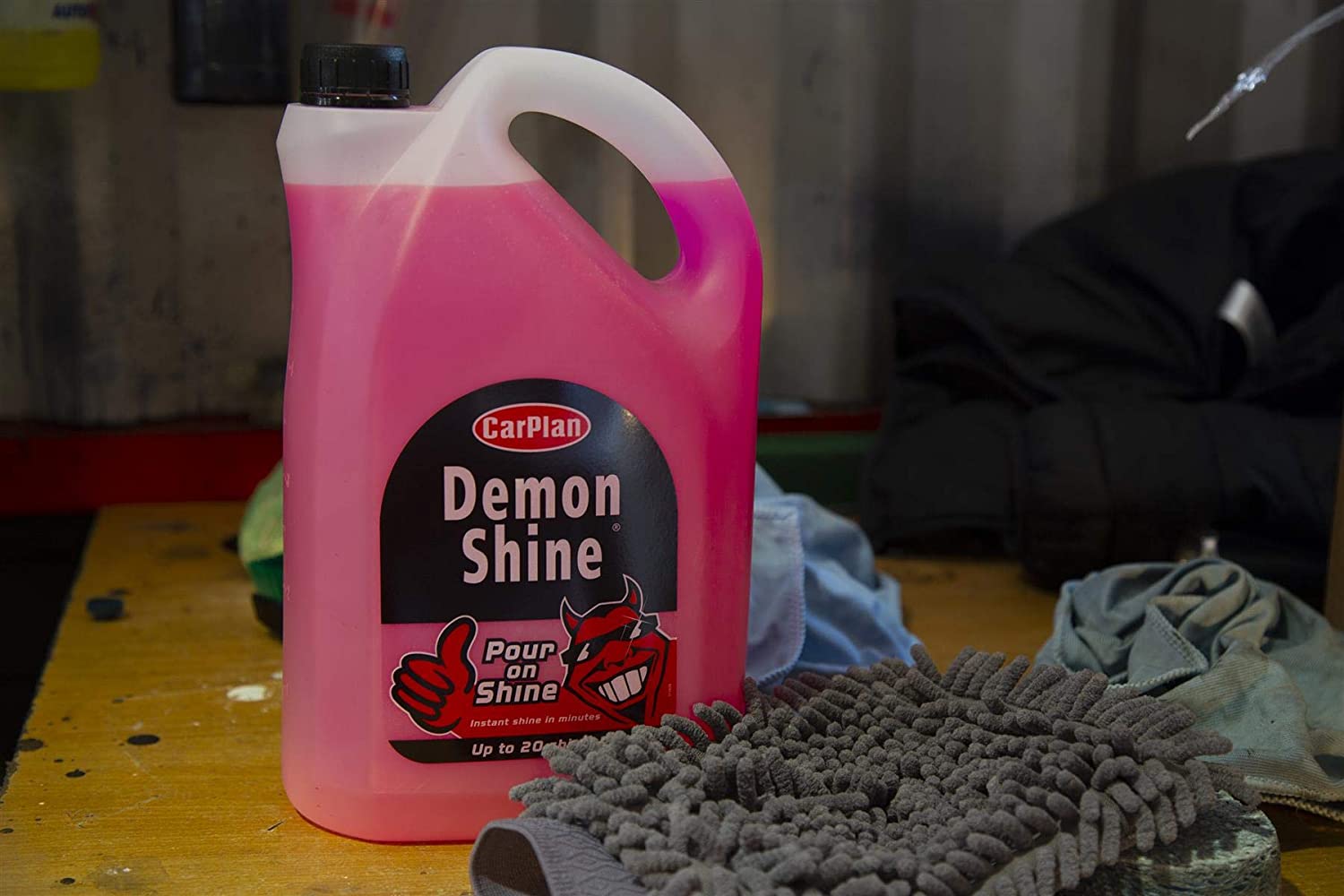 Demon Shine 5L Pour On Shine – BigaMart