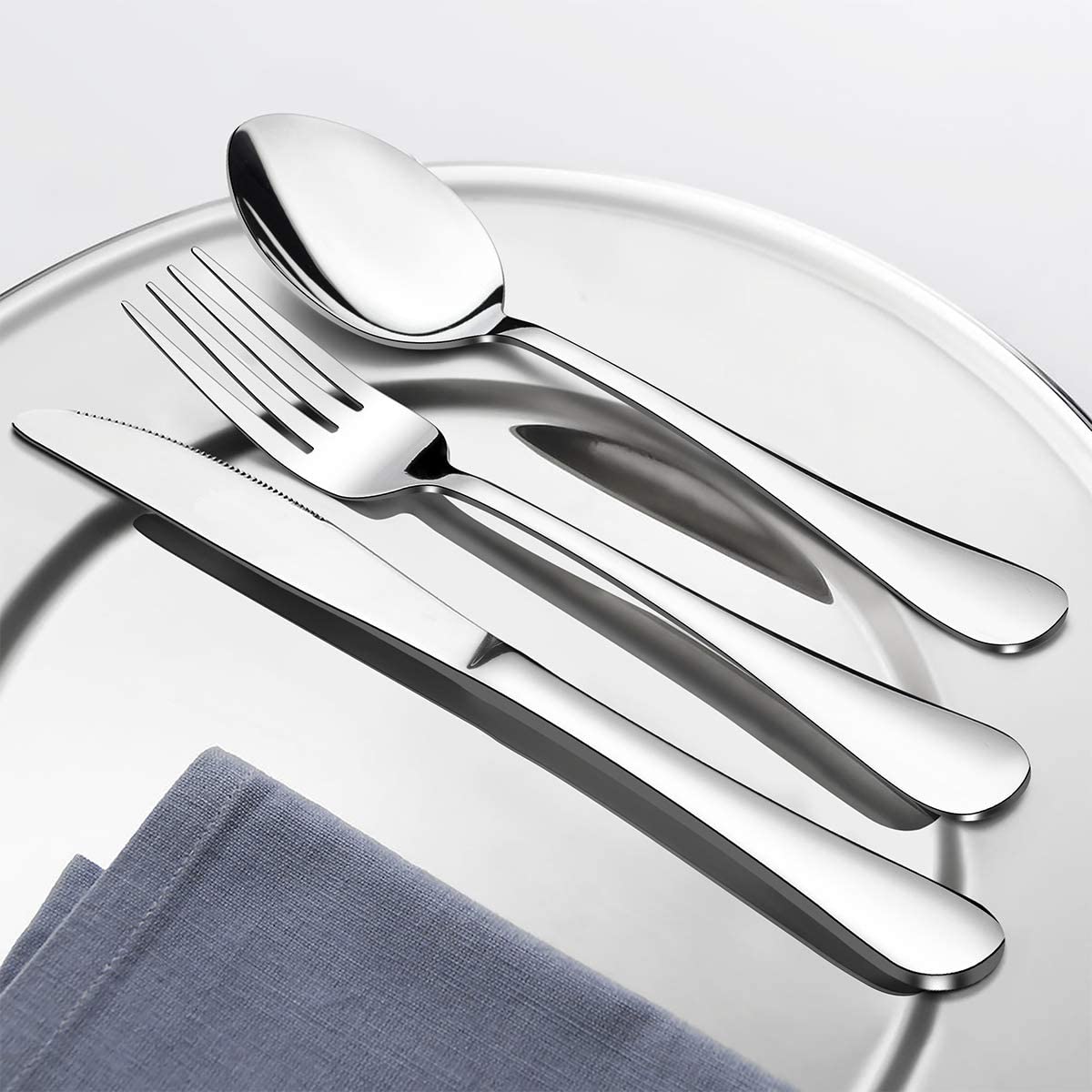 16 Pieces Cutlery Set, HaWare Stainless Steel Basic Flatware Cutlery ...